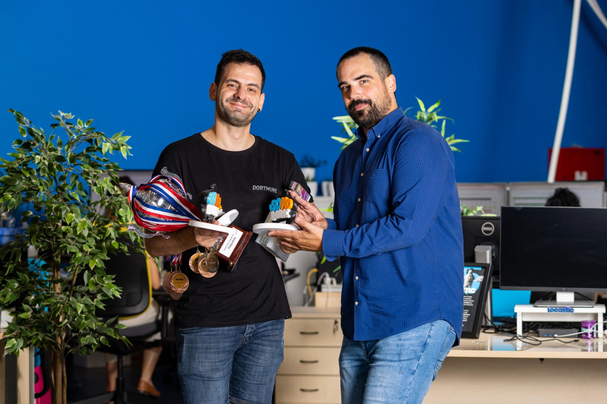 ECOMMERCE GERMANY AWARDS 2024: Poguraj Locastic za osvajanje prestižnih ...